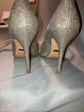 Badgley Mischka | Shoes | Badgley Mischka Glitter Peep Toe Stilettos In ...